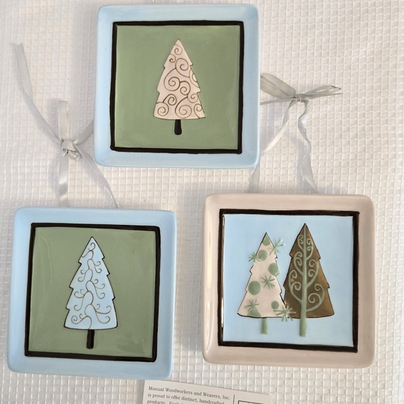 MWW | Wall Decor | Pine Tree Wall Dishes Ribbon Hanging Plates Swirls ...
